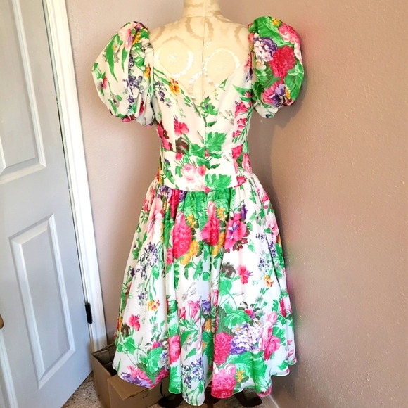 Cachet | Dresses | Vintage Cachet Retro Floral Puff Dress | Poshmark